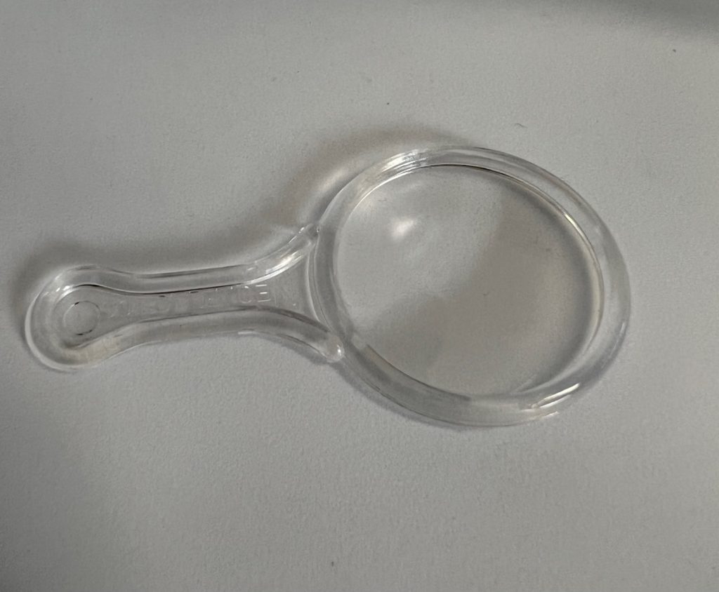 Buy Small Plastic Magnifying Glass>> Medical Solution Magnifying ...